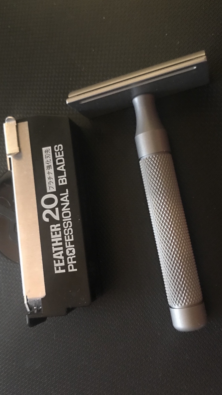 SOLD WTS Colonial Razors The General Stainless Steel | TheShaveDen