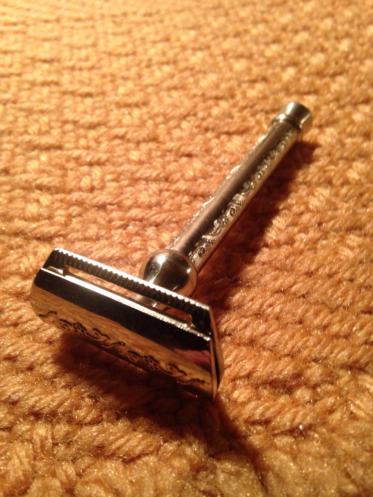 Romer-7 Open Comb Razor | TheShaveDen